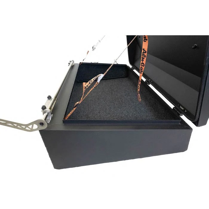 Alu-Cab Roof Box | Wood Box – KRAVE Automotive